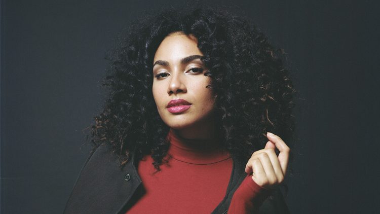 Shadia, dans l'industrie des modèles plus-size - YARD